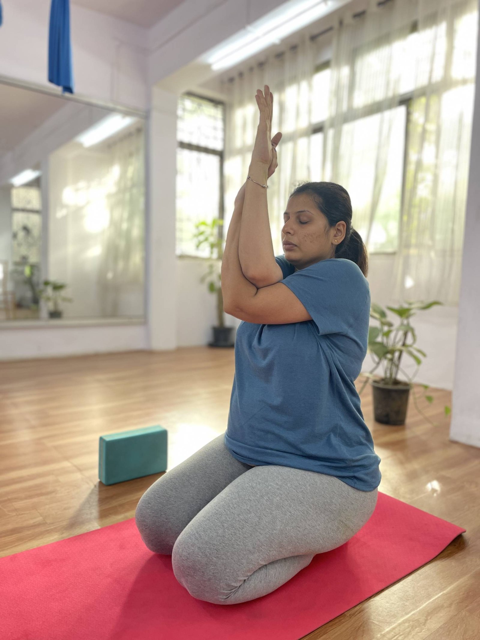 Pre – Postnatal Yoga – Shree Yogvilla